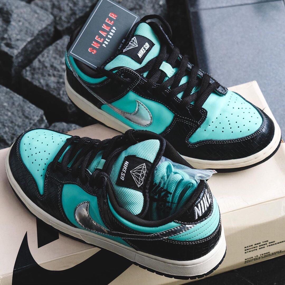 Nike Dunk SB Low x Diamond Supply Co. Tiffany | LINE SHOPPING