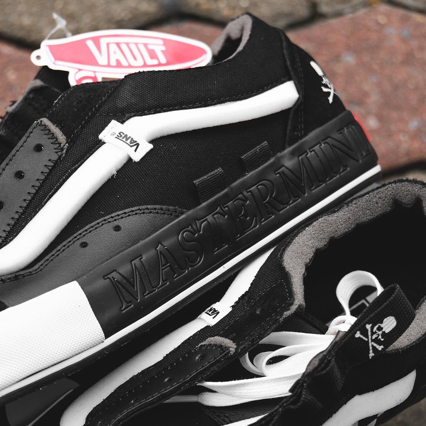 Vans x Mastermind World Presented by END. Vault Old Skool Black | LINE ...