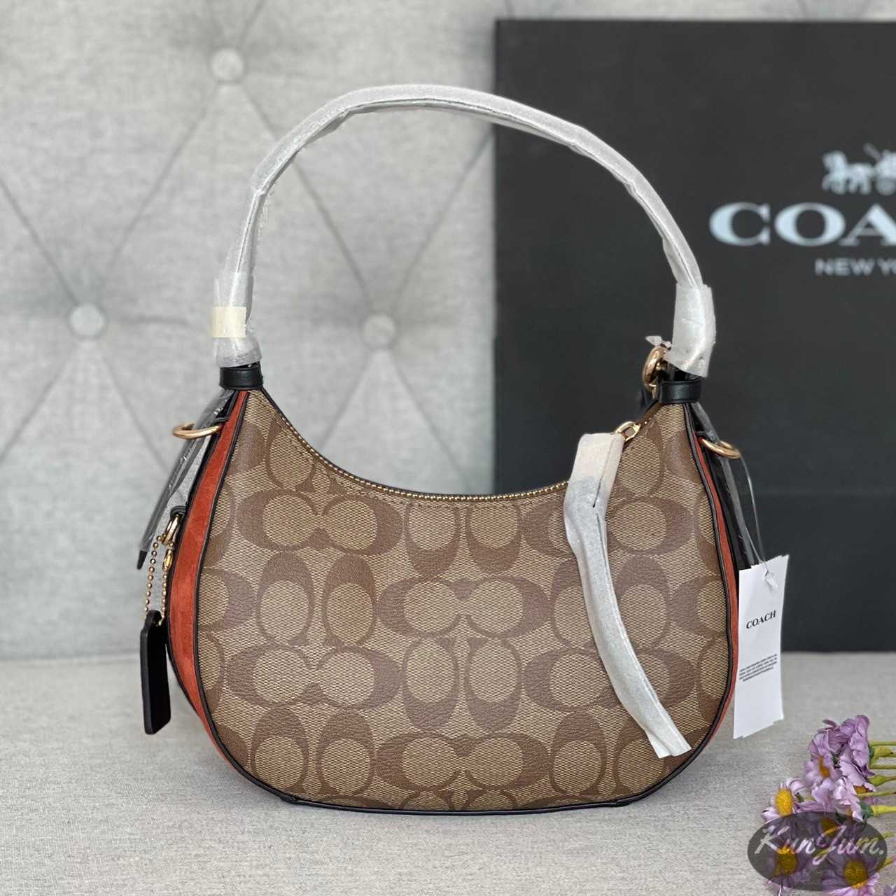 COACH (Style No.C6809) | LINE SHOPPING