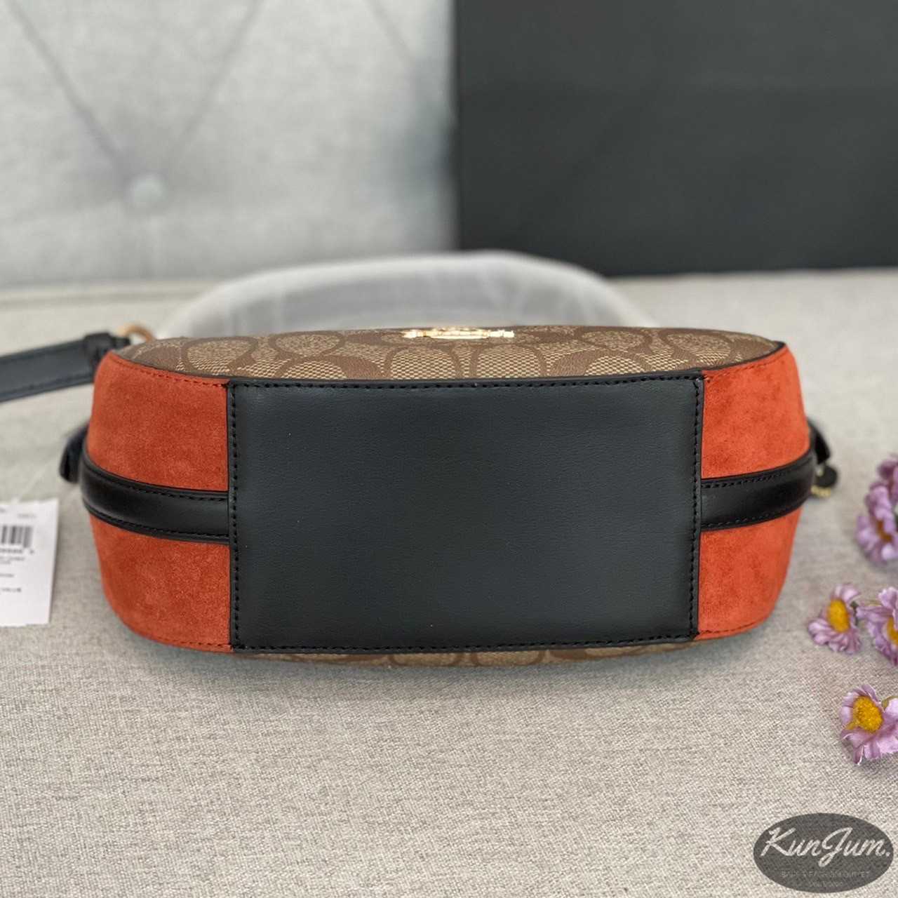 COACH (Style No.C6809) | LINE SHOPPING