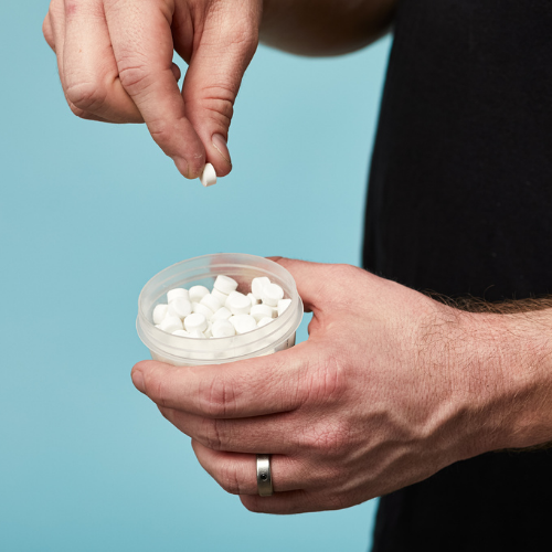 LUSH Dirty Toothpaste Tabs ยาสีฟันอัดเม็ด | LINE SHOPPING