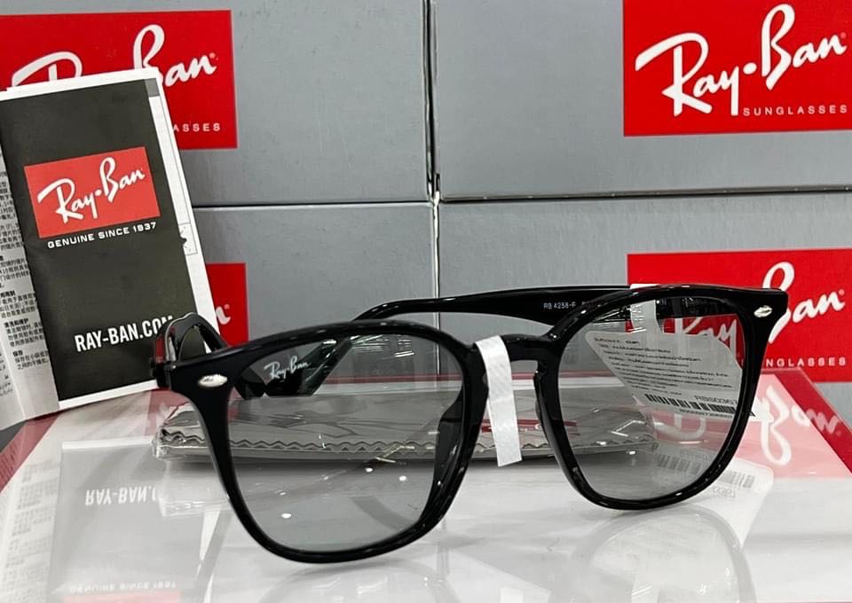 Ray Ban | LINE SHOPPING