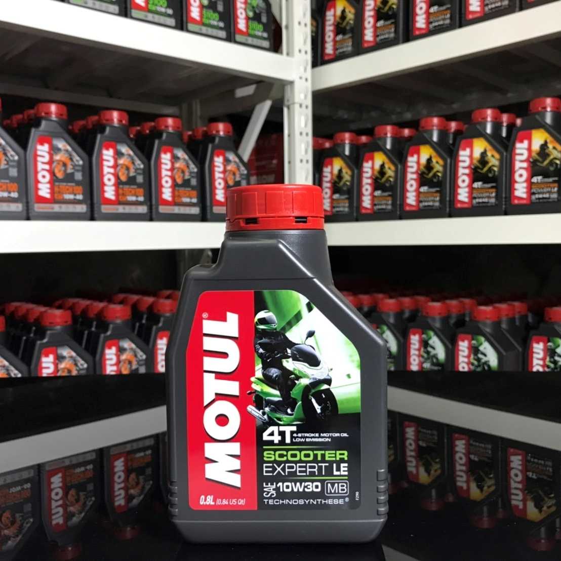 Motul Scooter Expert LE 10w30 (น้ำมันเครื่องกึ่งสังเคราะห์) | LINE SHOPPING