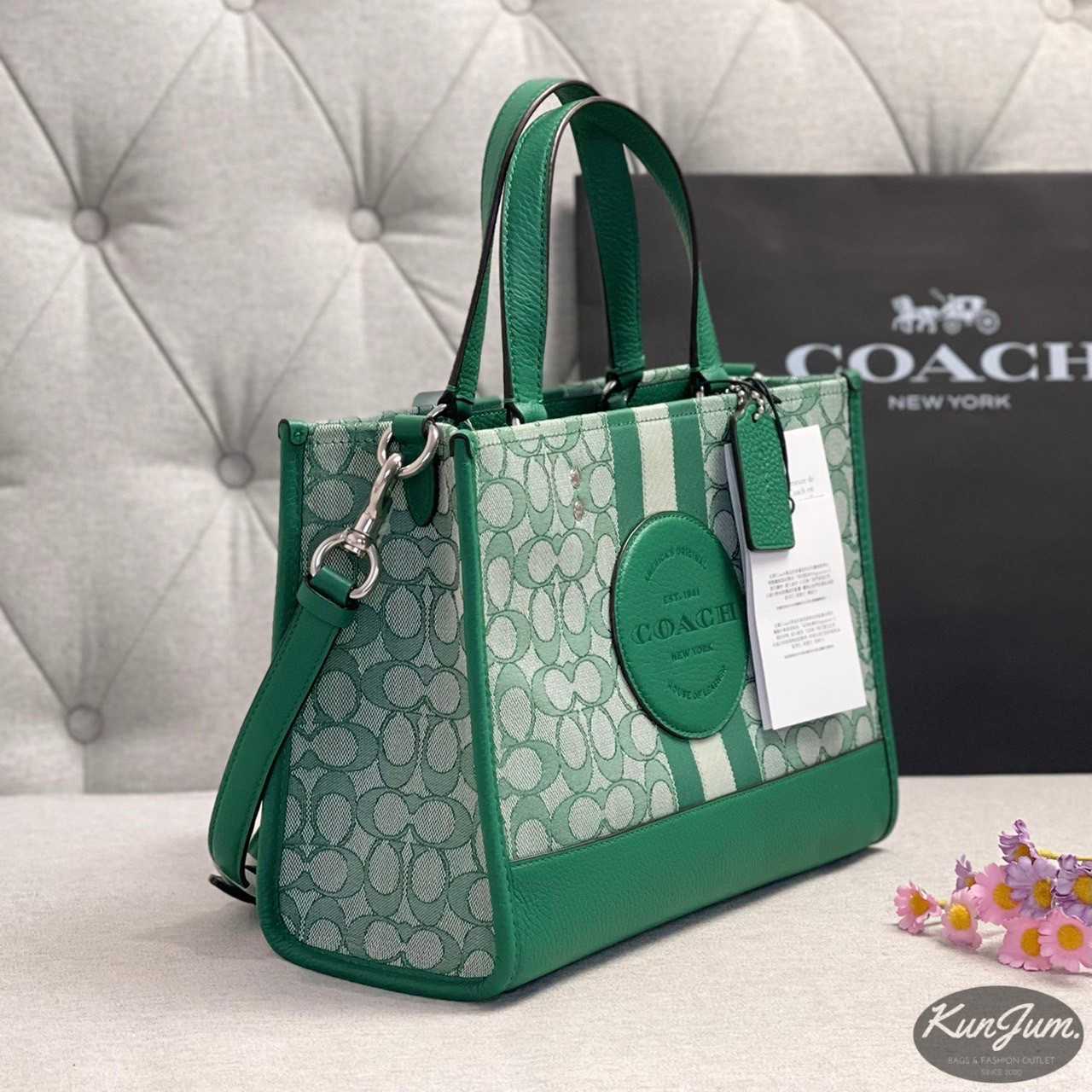 COACH (Style No.C8448) | LINE SHOPPING