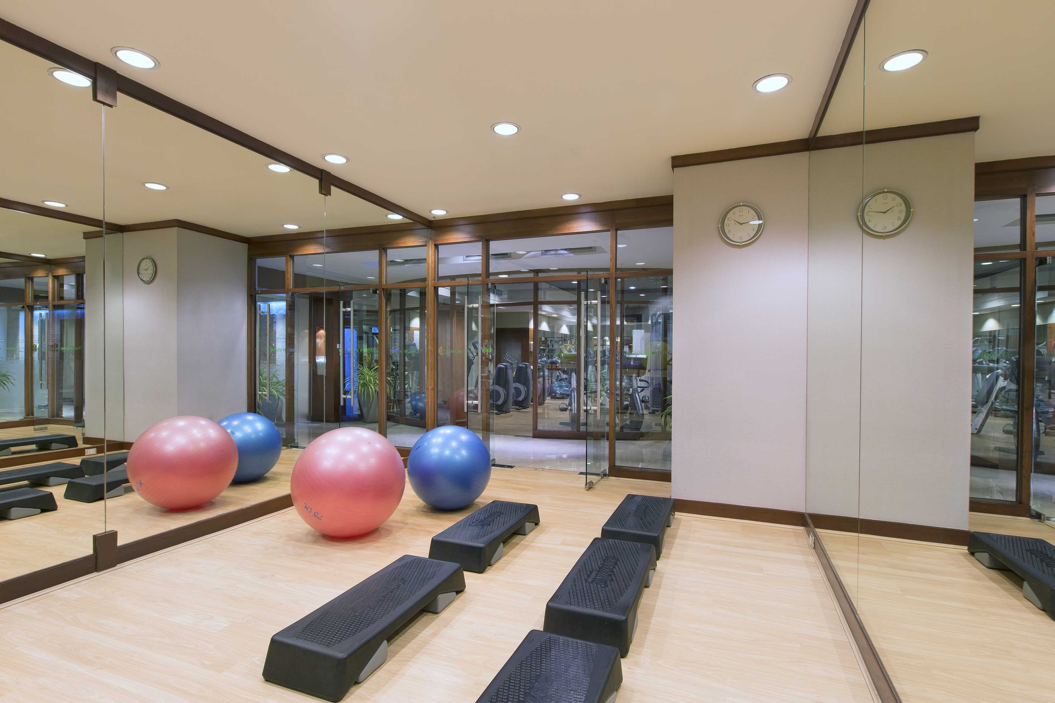 Westin Workout Fitness Studio | LINE SHOPPING