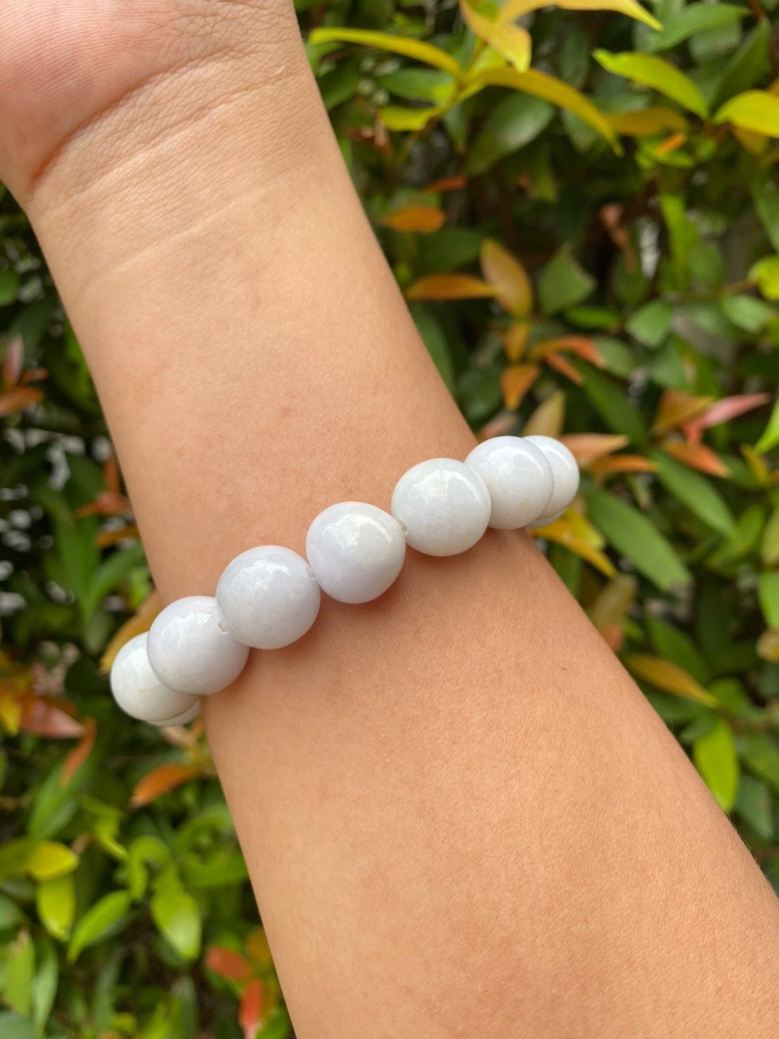 Natural White Green Jade Bracelet | LINE SHOPPING