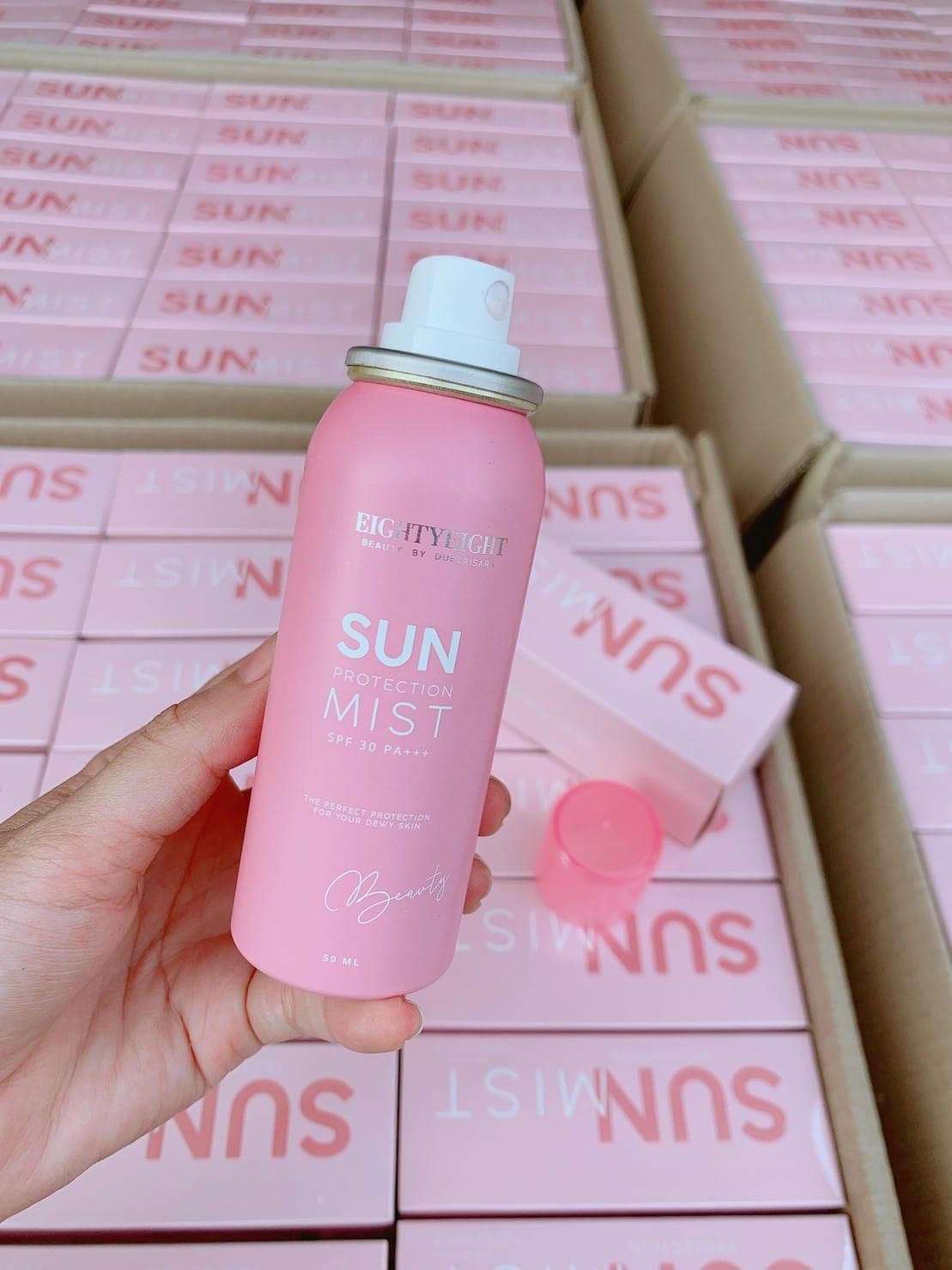 พร้อมส่ง🔥สเปรย์กันแดดดิว อริสรา 🔥SUN PROTECTION MIST💦สเปรย์หน้าฉ่ำ 💎 ...