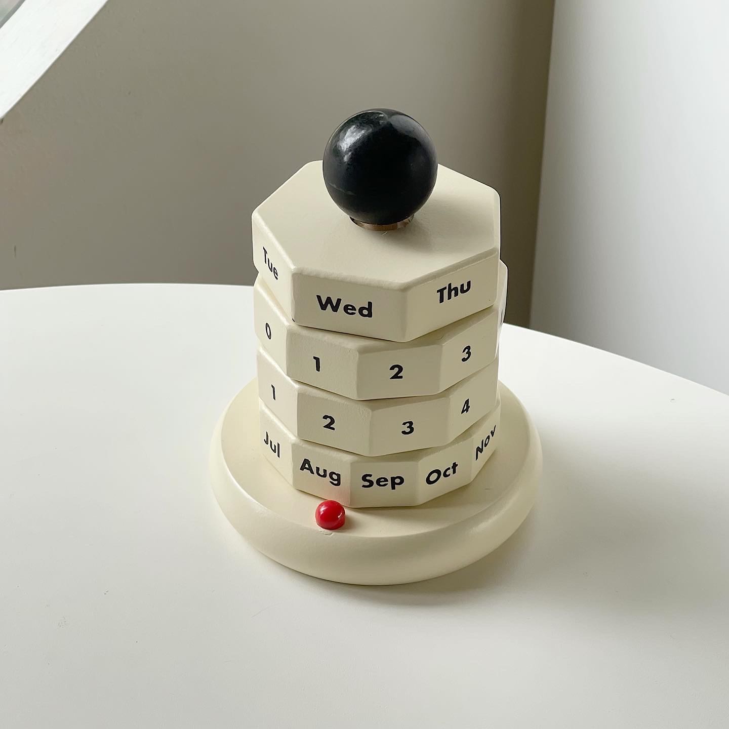(พร้อมส่ง) spinning calendar | LINE SHOPPING