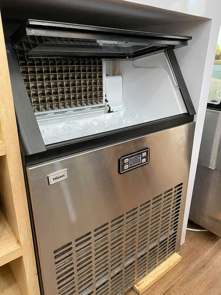 เครื่องทำน้ำแข็งแบรนด์ Hicon รุ่น HZB-90F ผลิตได้สูงสุด 90 kg ต่อวัน ...