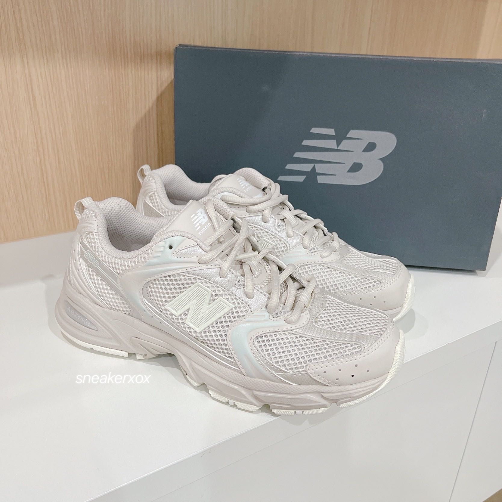 [พร้อมส่ง] New balance mr530AA1 สีไข่มุก | LINE SHOPPING