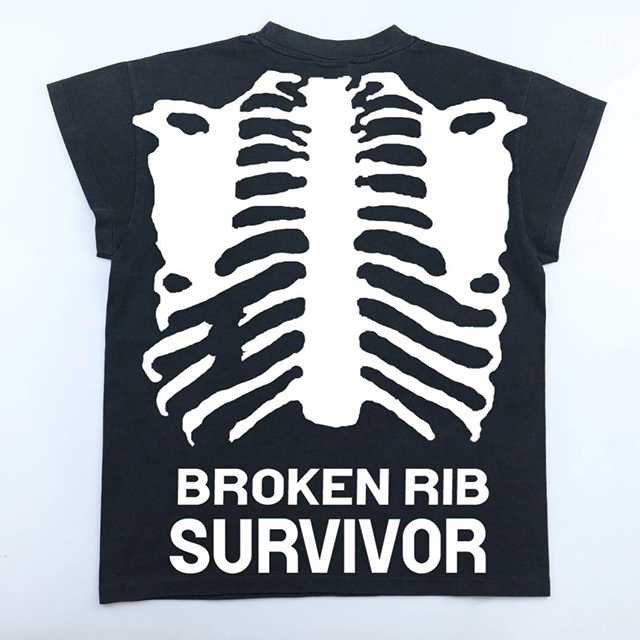 Broken Ribs Survivor (เสื้อลายกระดูก) | LINE SHOPPING