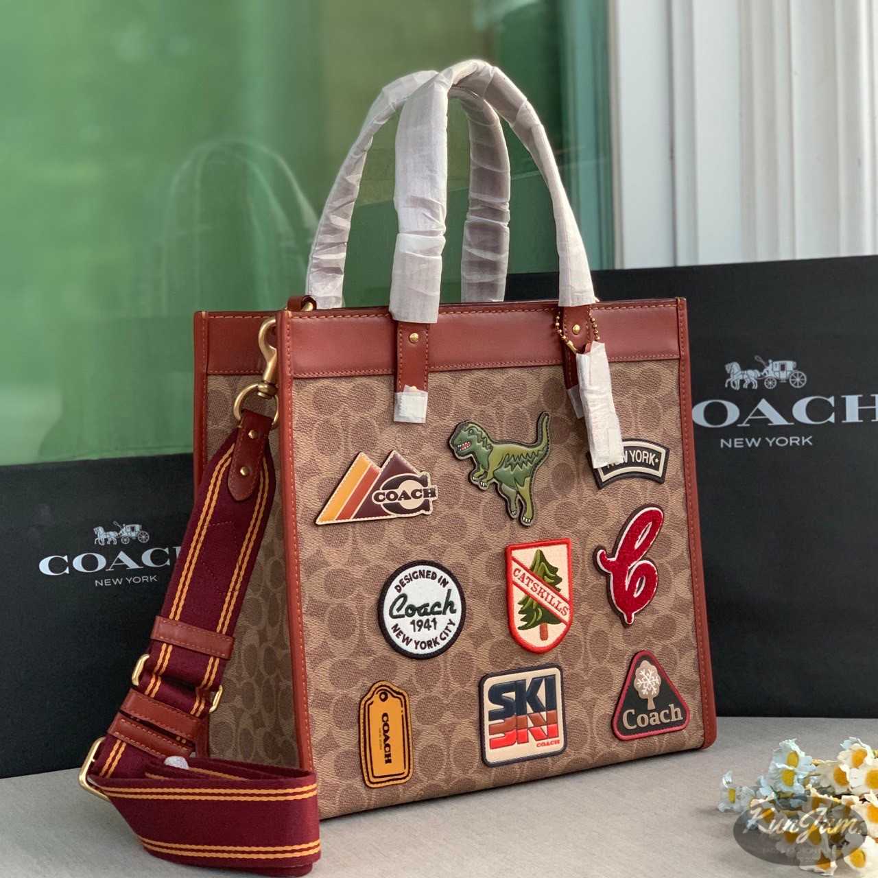 COACH (Style No.C6846) | LINE SHOPPING