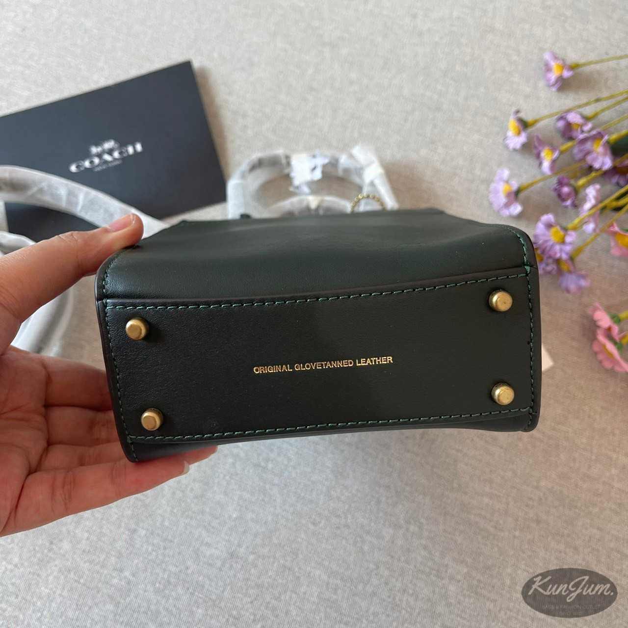 COACH (Style No.C4828) | LINE SHOPPING