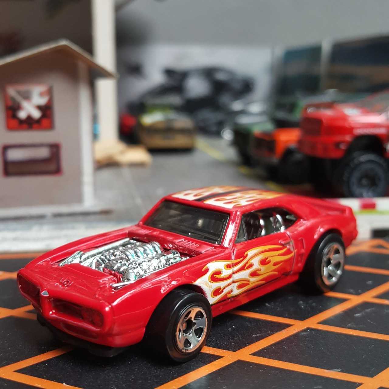 Hot Wheels Custom '67 Pontiac Firebird TM GM (นอกแพ็ค) | LINE SHOPPING