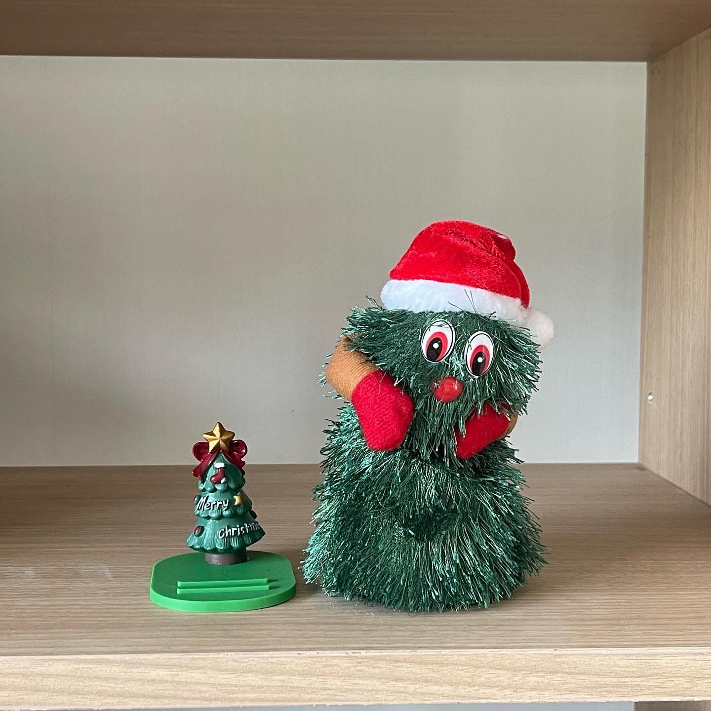 (พร้อมส่ง) Dancing xmas tree | LINE SHOPPING