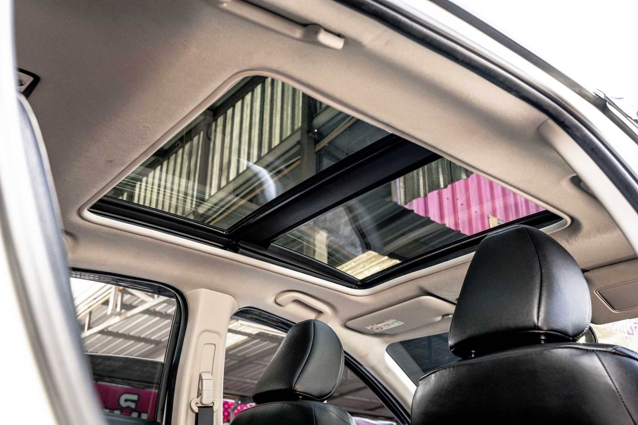 HONDA HR-V 1.8 EL TOP SUNROOF ปี 2016 | LINE SHOPPING