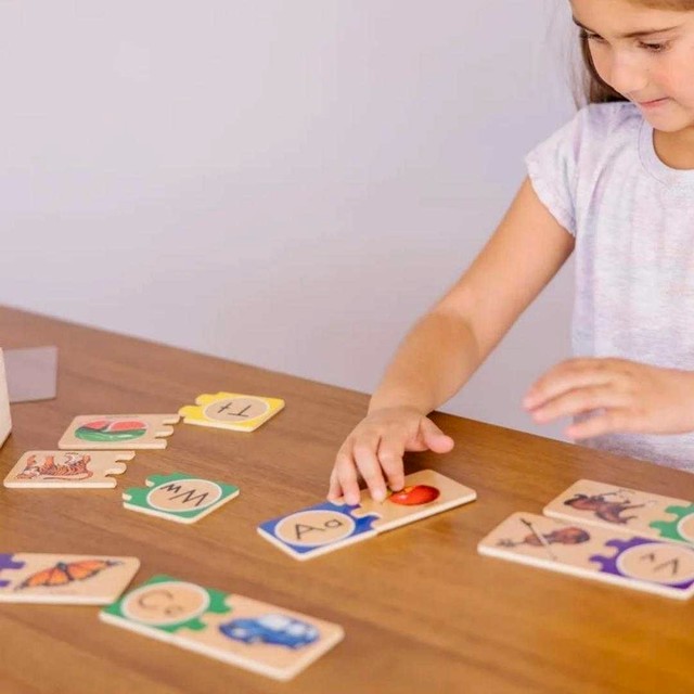 [หลากรุ่น] พัซเซิลไม้จับคู่ A-Z & ตัวเลข 1-20 Self-Correcting Alphabet ...