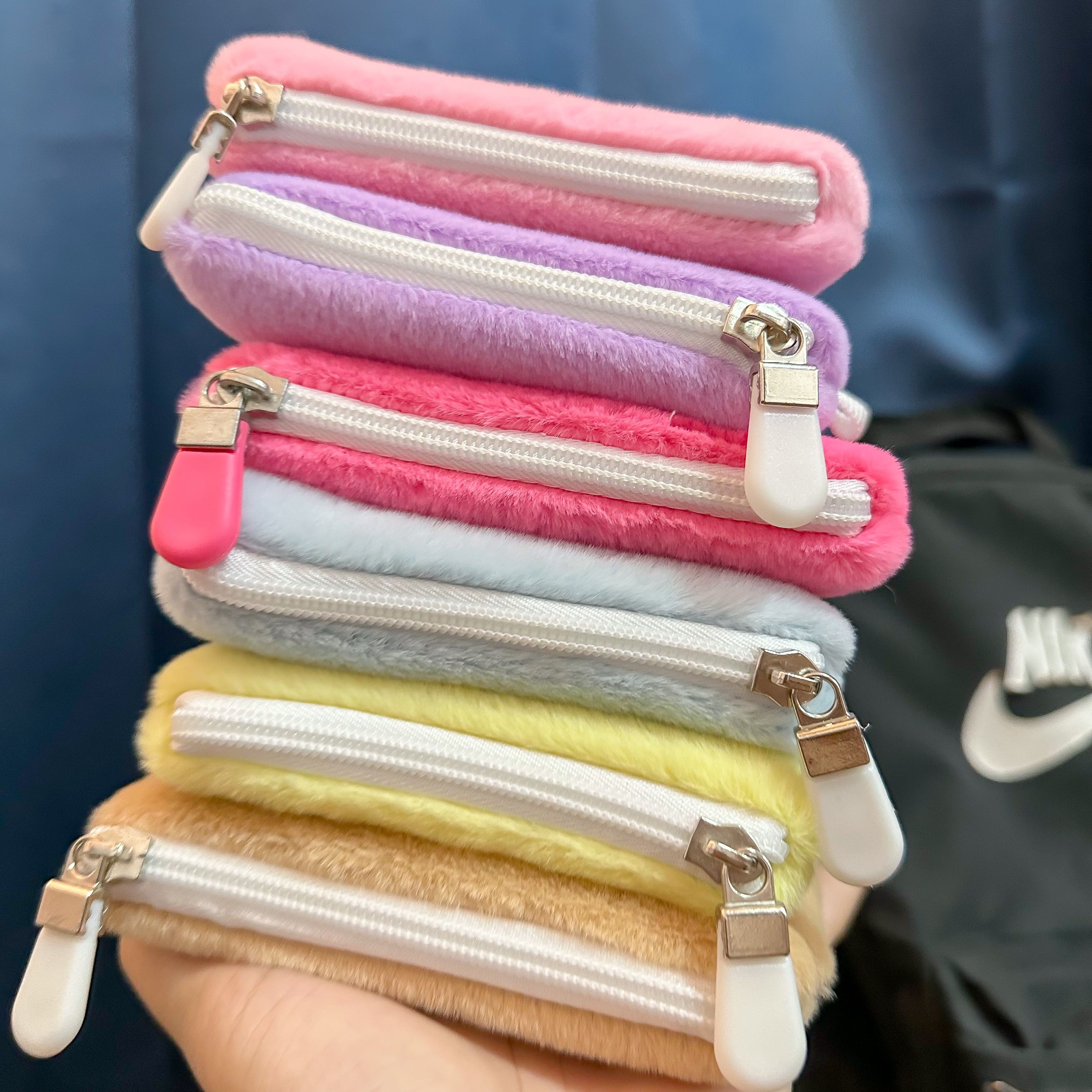 fluffy wallet ☁️ | ซิปขาว | | LINE SHOPPING
