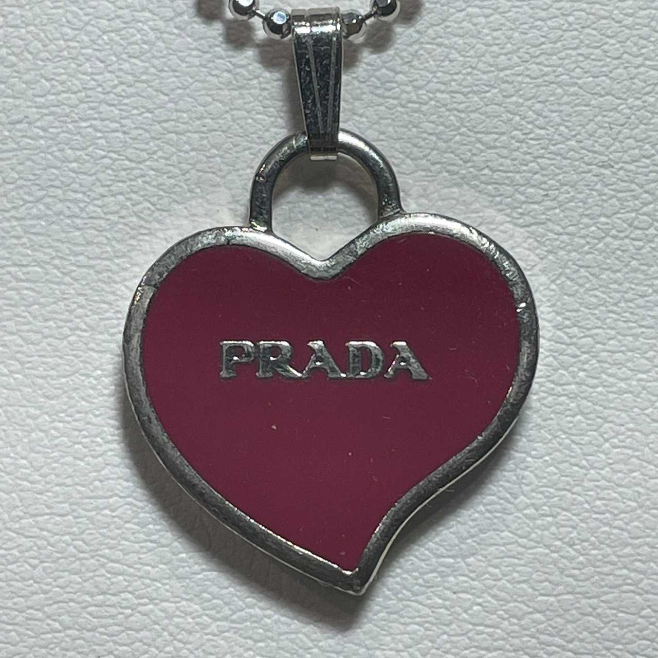 Prada heart necklace repurposed | LINE SHOPPING