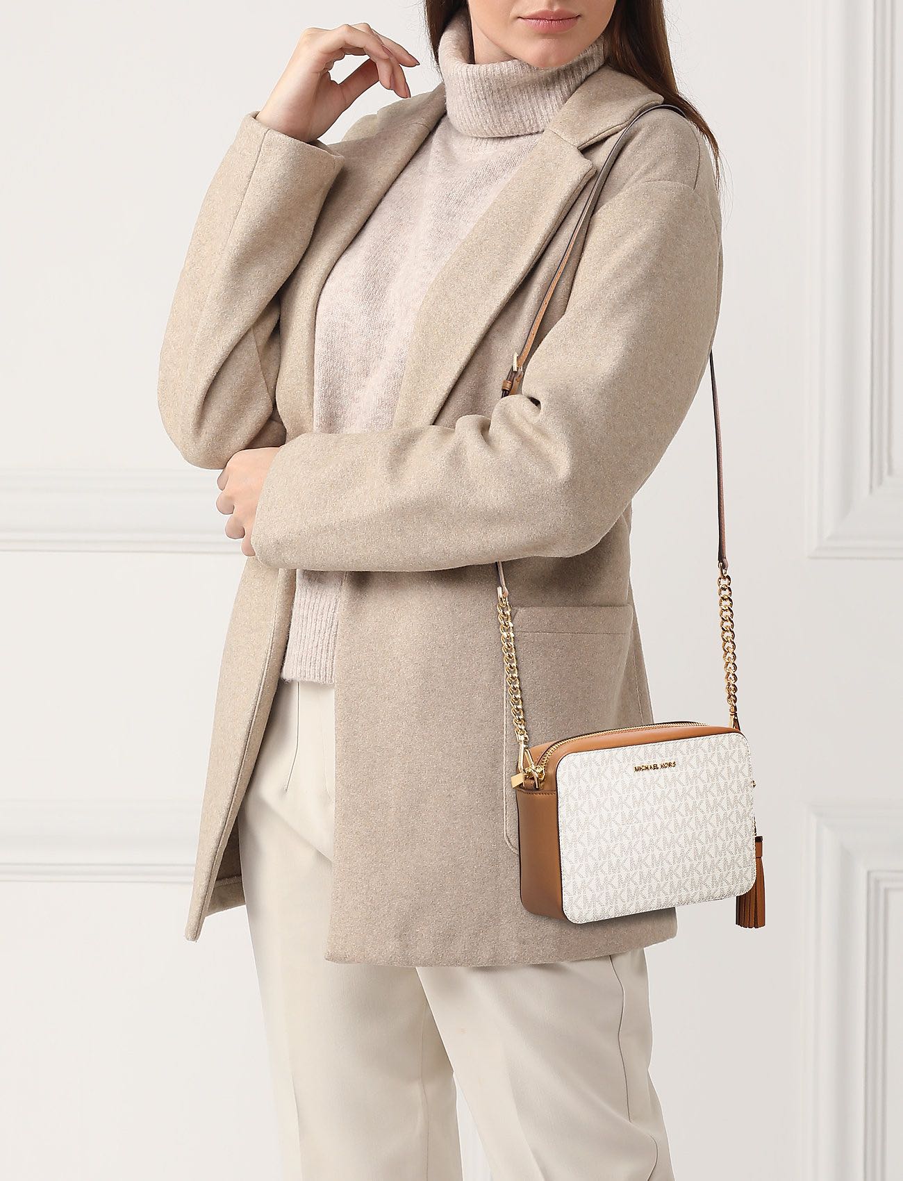 กระเป๋า MK Jet Set Crossbody | LINE SHOPPING