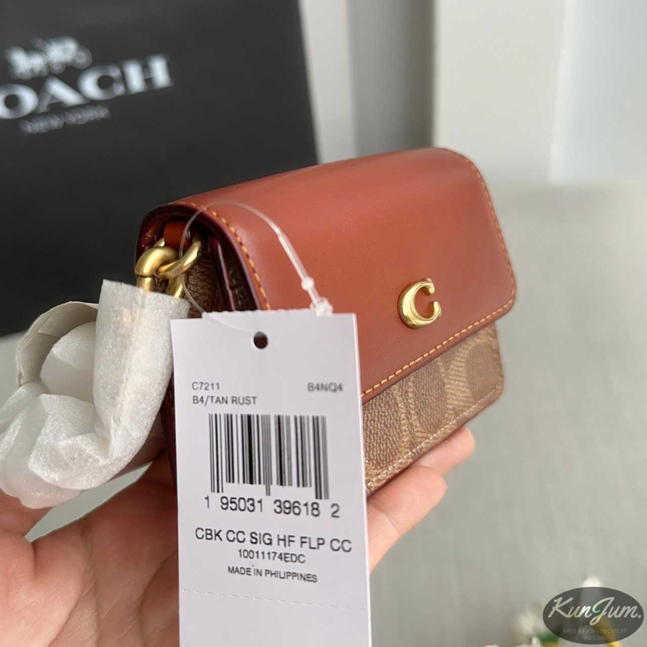 COACH (Style No.C7211) | LINE SHOPPING