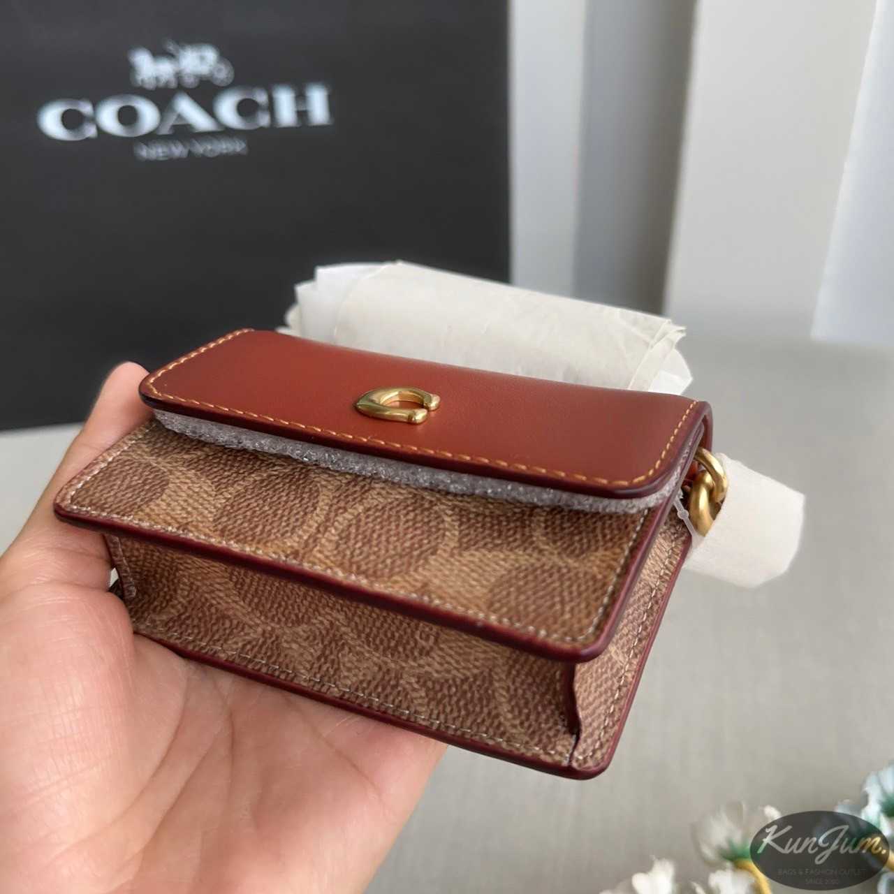 COACH (Style No.C7211) | LINE SHOPPING