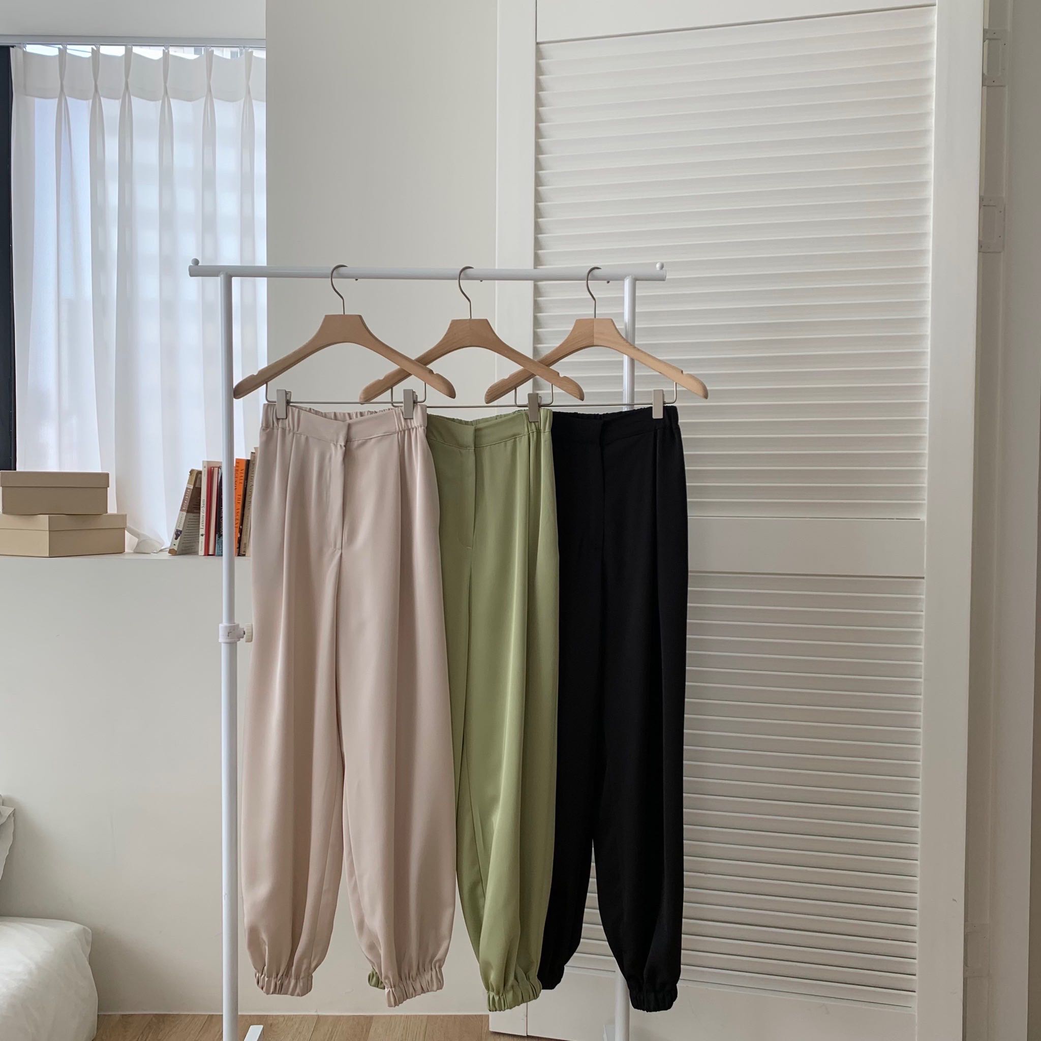 Satin Jump Pants | LINE SHOPPING