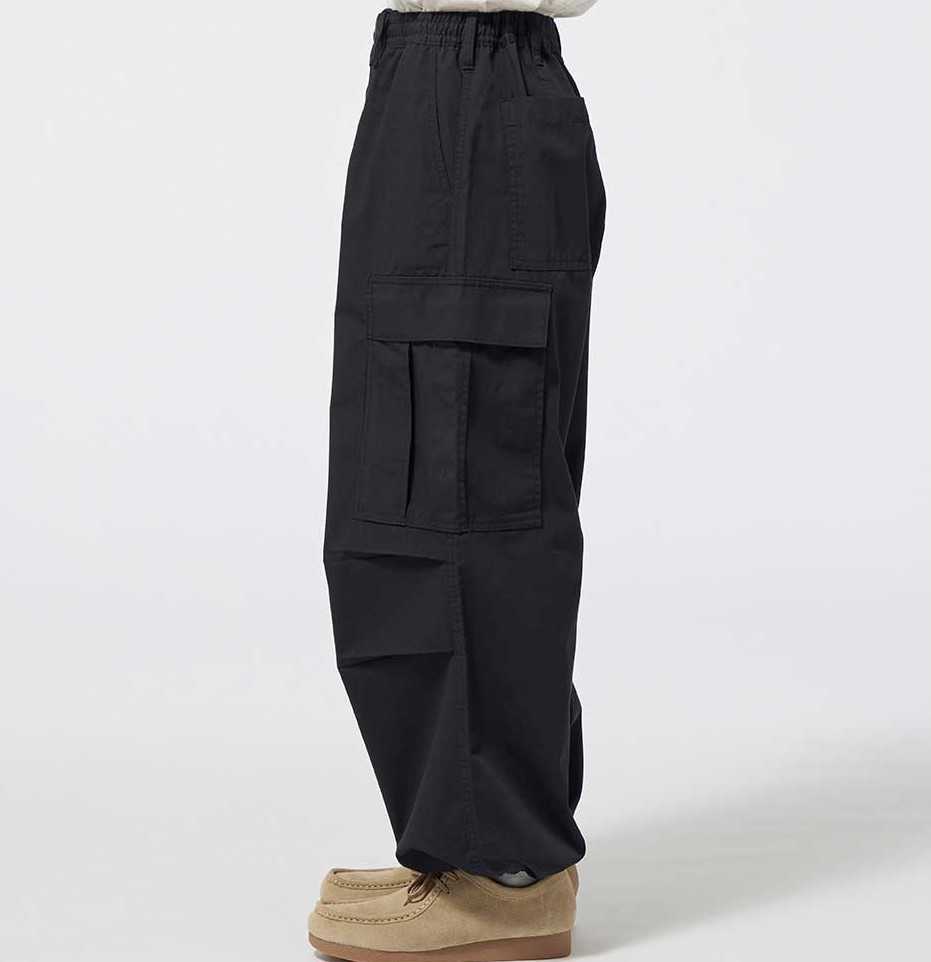 GU Super Wide Cargo Pants | LINE SHOPPING