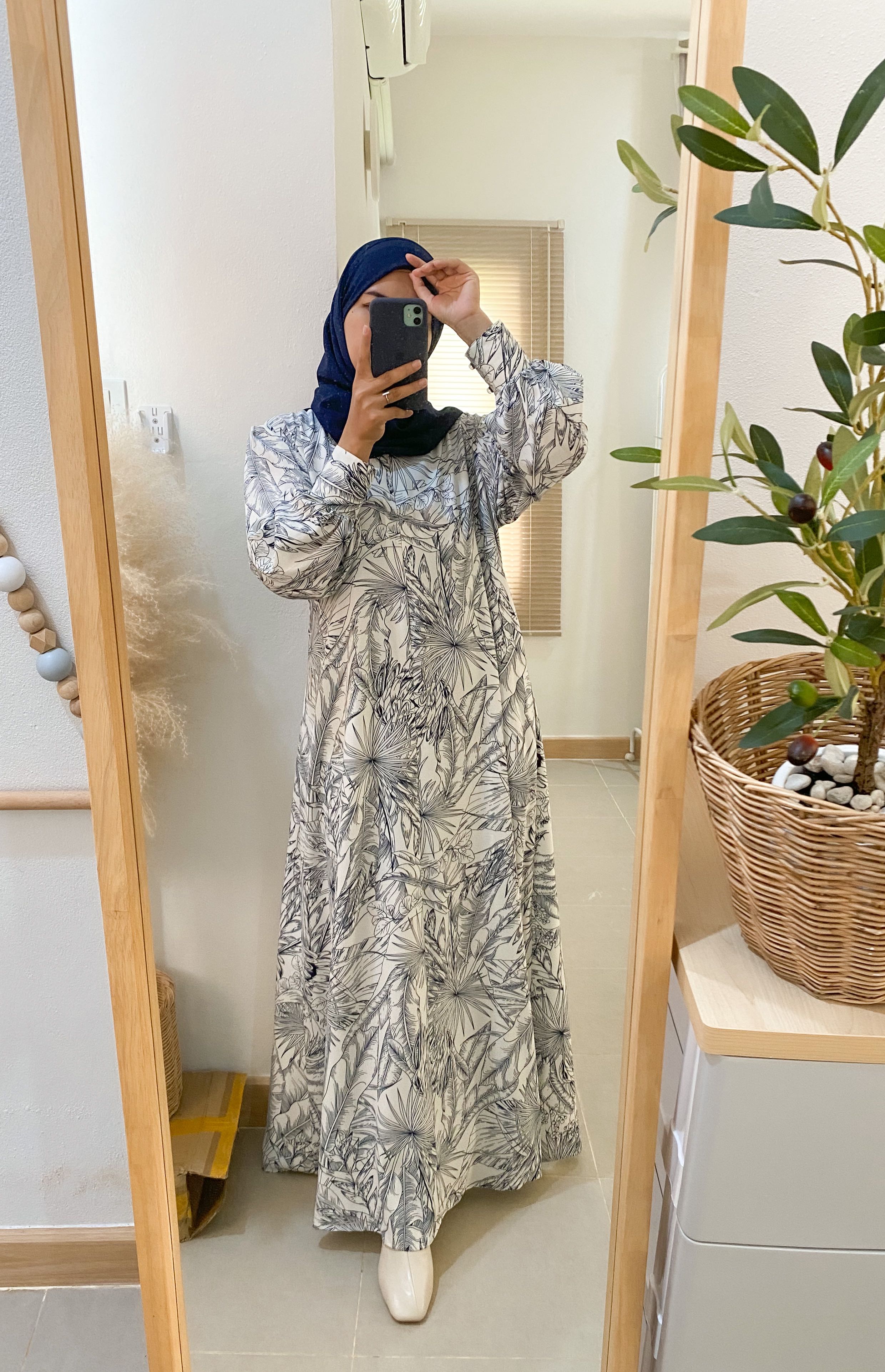 FOXICA BRAND | LINE SHOPPING