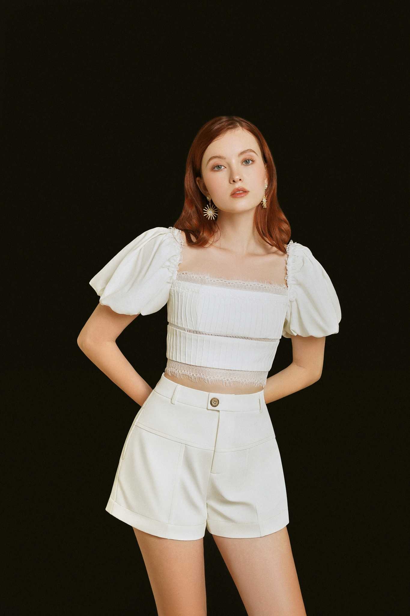 Gwen Short | LINE SHOPPING