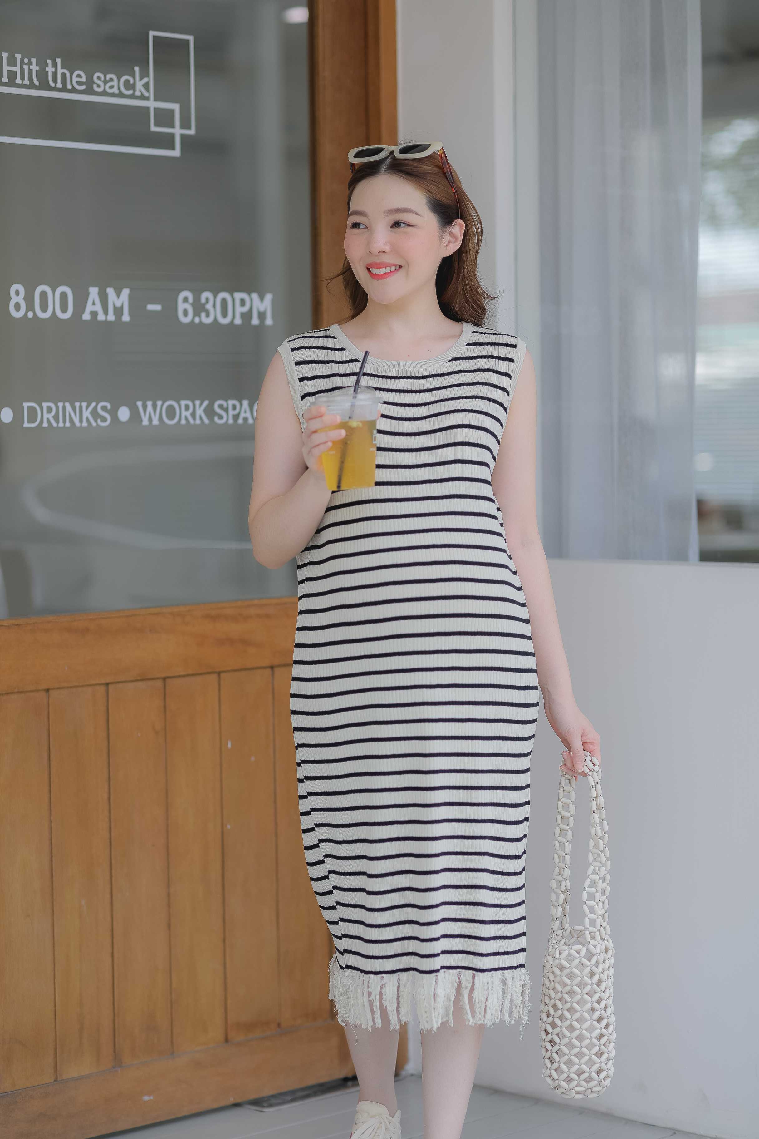 MM 019 flink strip dress | LINE SHOPPING