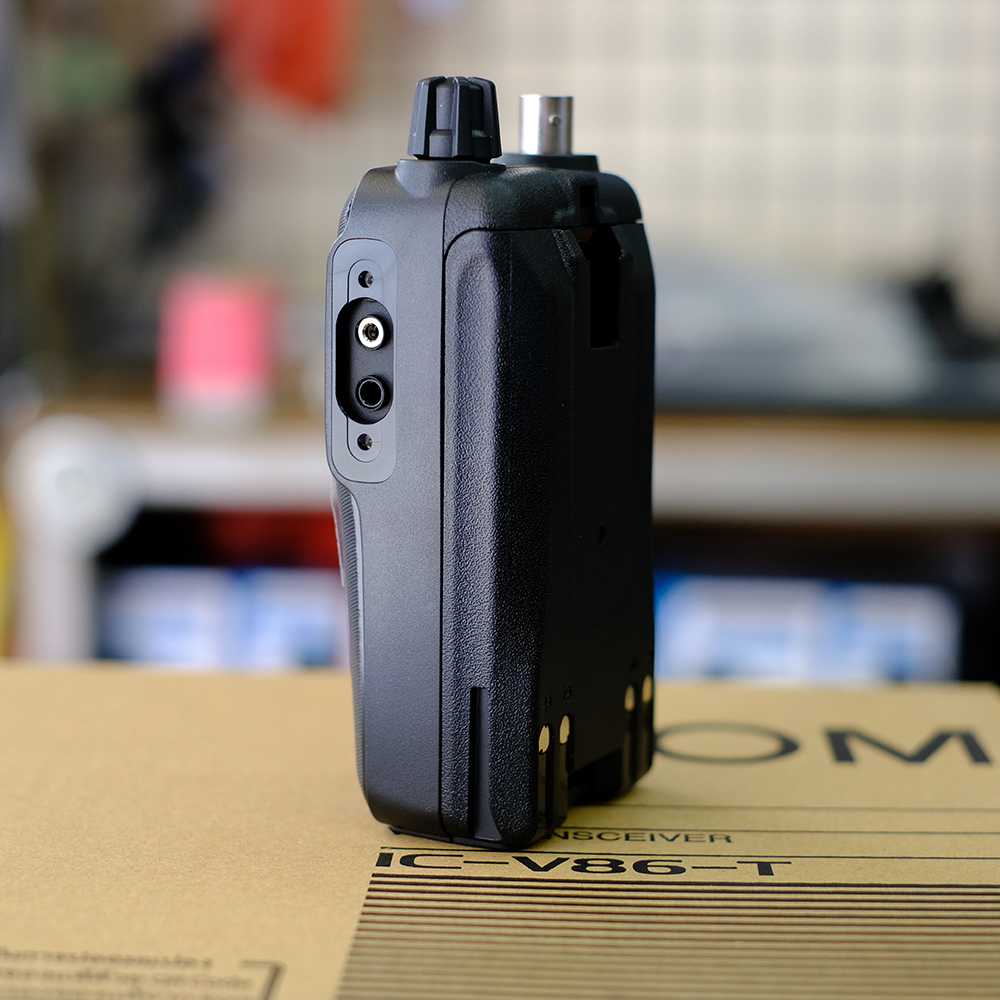 วิทยุสื่อสาร ICOM IC-V86T ชุดแท้ มีประกัน มีทะเบียน ถูกกฏหมาย | LINE SHOPPING