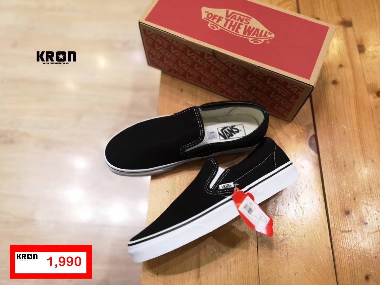 Vans Classic Slip-On | Black/True White Classic | LINE SHOPPING