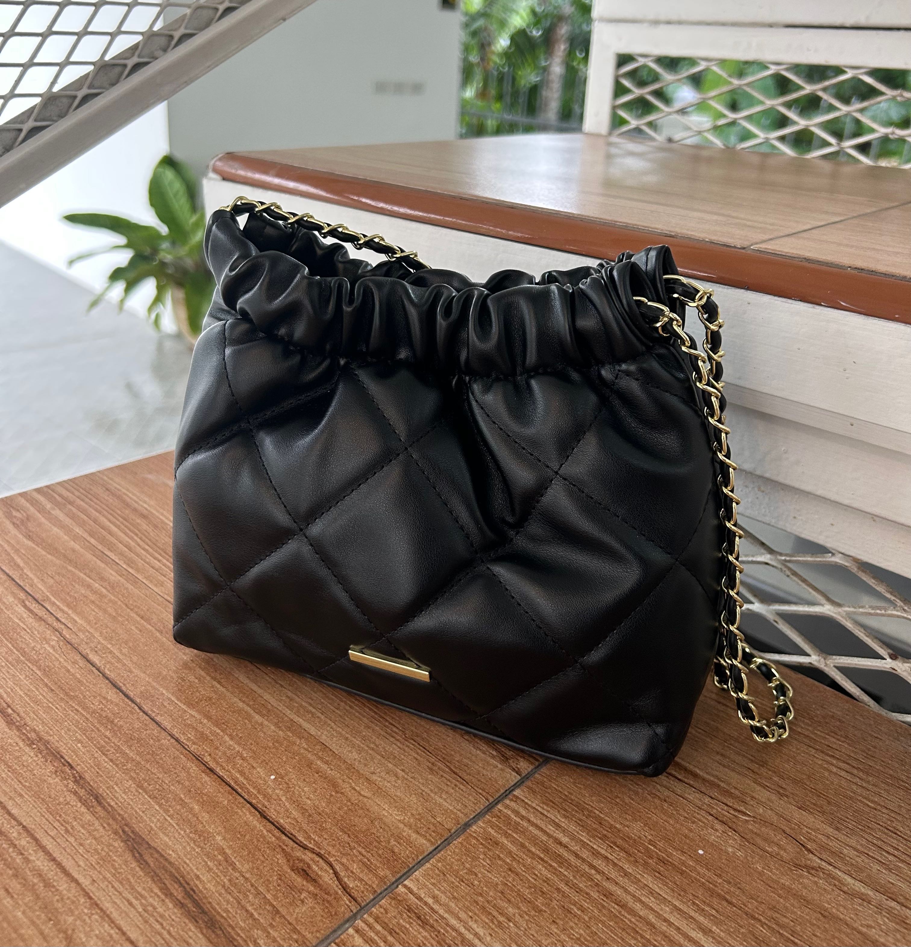 New collection Berry bags🍦 | LINE SHOPPING