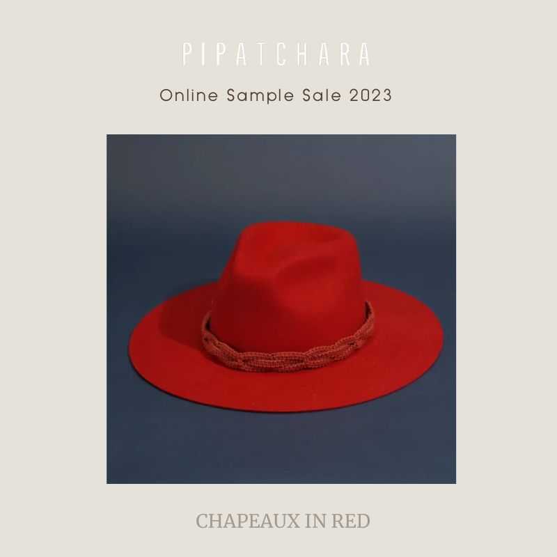PIPATCHARA | LINE SHOPPING