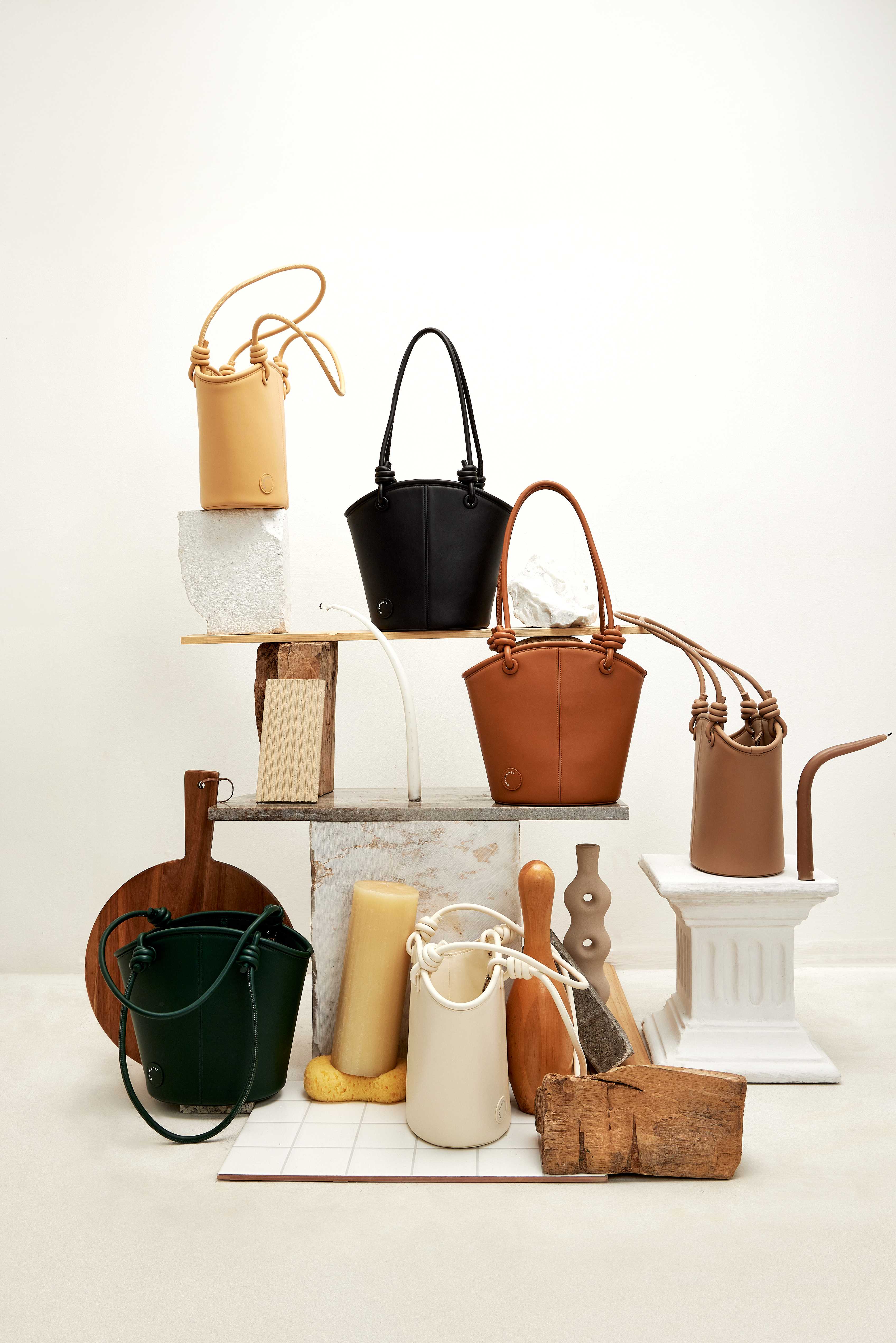 Garmenti | LINE SHOPPING