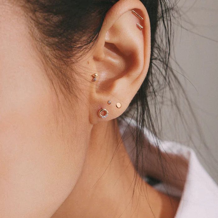 PIERCING EARRING - Dot | LINE SHOPPING