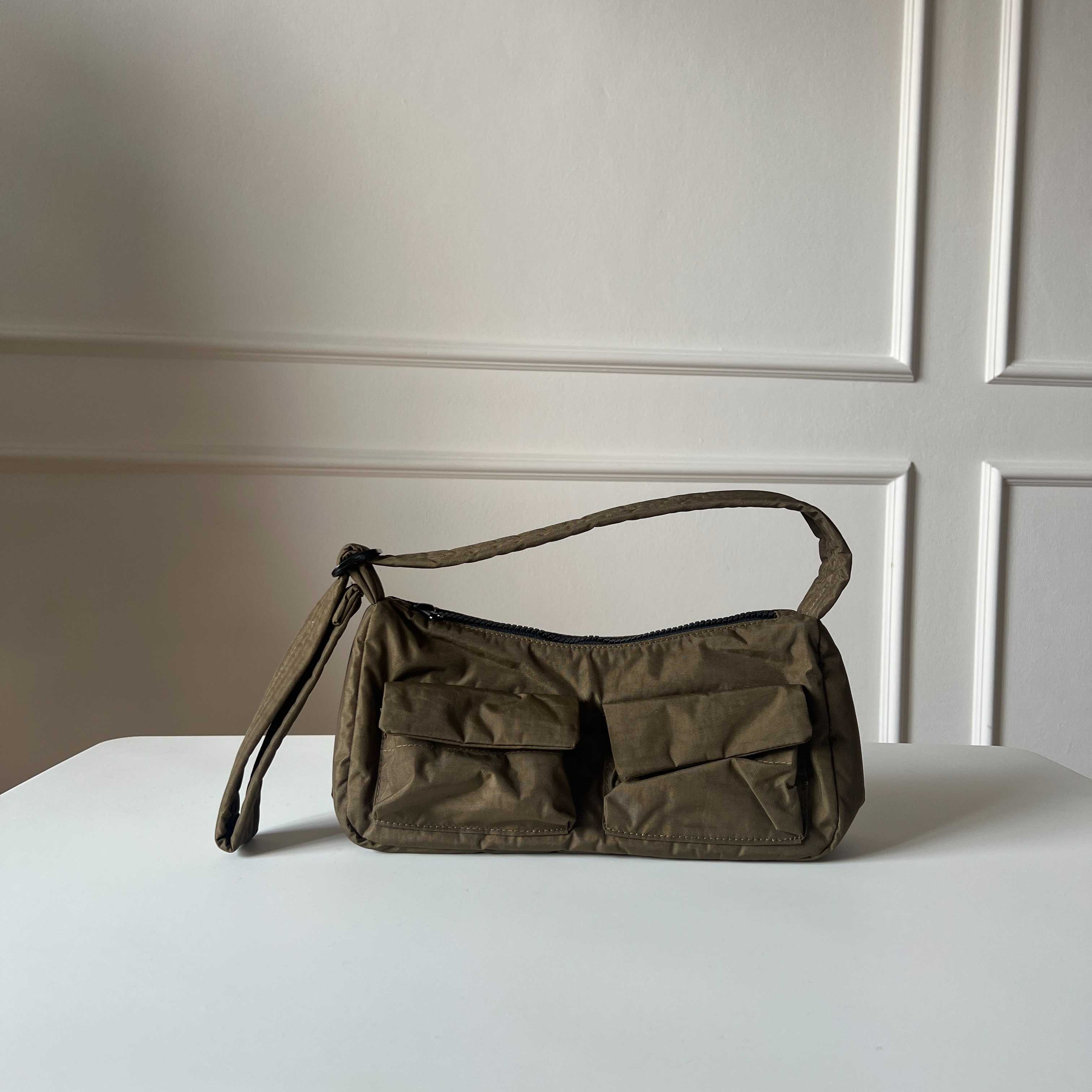 BAGGU Cargo Shoulder Bag - Seaweed | LINE SHOPPING