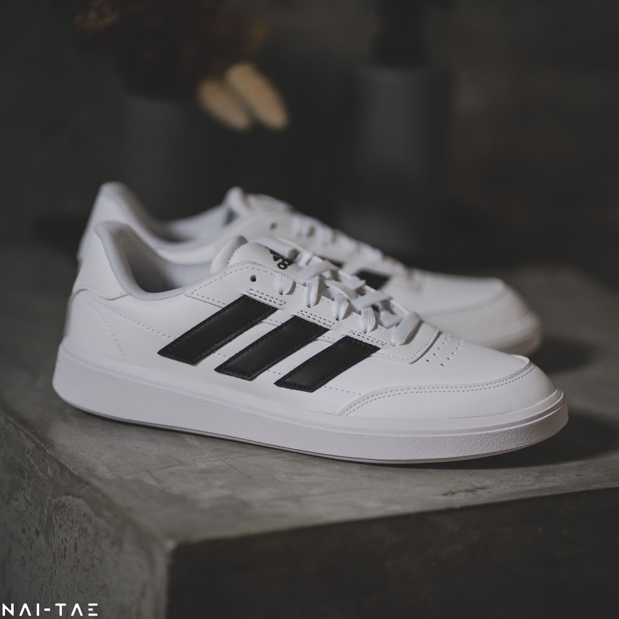 ADIDAS COURTBLOCK | LINE SHOPPING